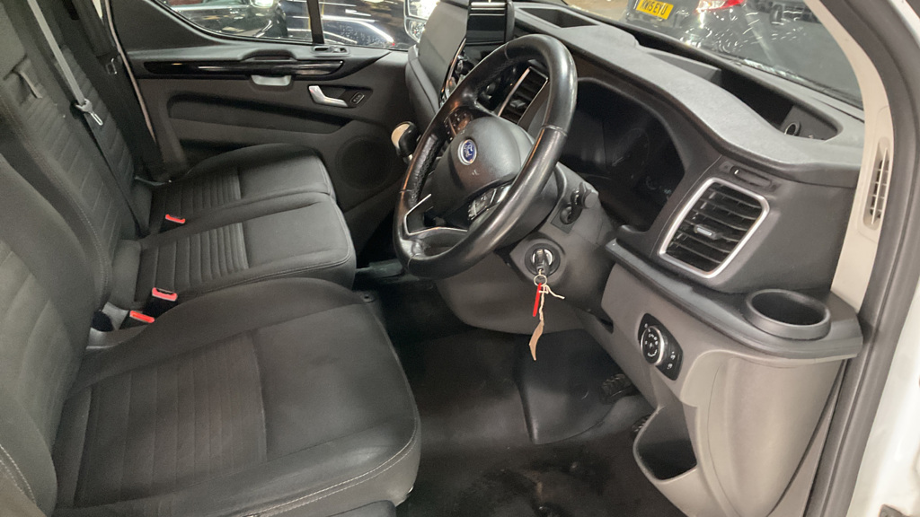 Used 2018 Ford Transit RV68XZM CUSTOM 320 TDCI 130 L1H1 LIMITED ECOBLUE ...