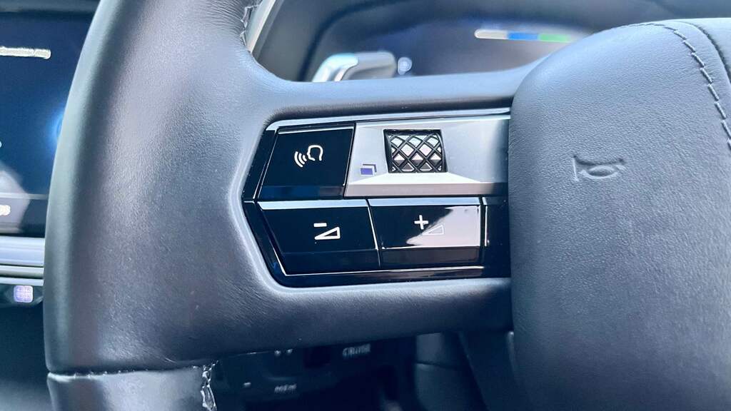 Used 2021 DS DS 7 SM71ATN DS7 Crossback Ultra Prestige PHEV 4X4 Auto on ...