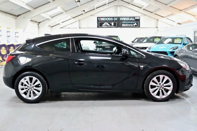 Used 2016 Vauxhall Astra BW16NXS Hatchback SRI CDTI 1.6 5dr (2016/16 ...