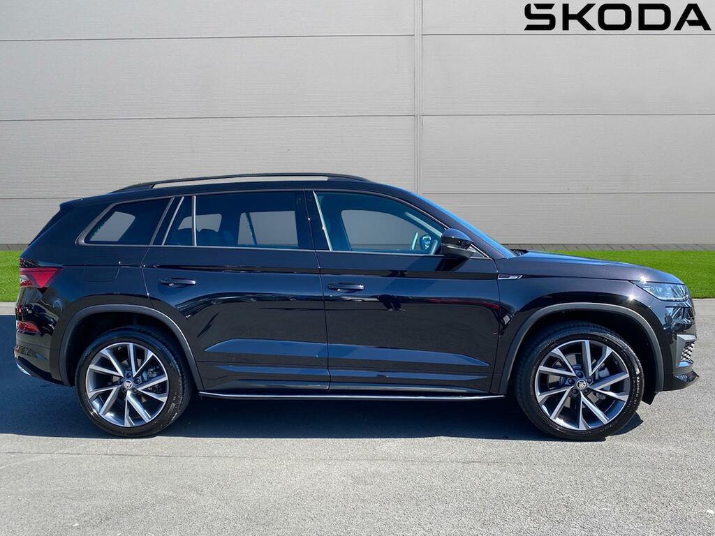 Used 2023 Skoda Kodiaq WJ23OED 2.0 TDI Laurin + Klement 4X4 5dr DSG [7 ...